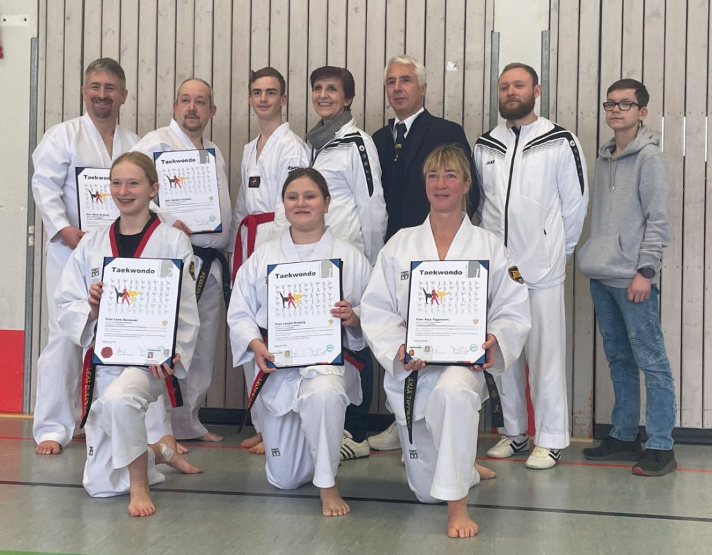 Tolle Erfolge zum Jahresende beim Tae-Kwon-Do Club Hochdahl | erkrath ...